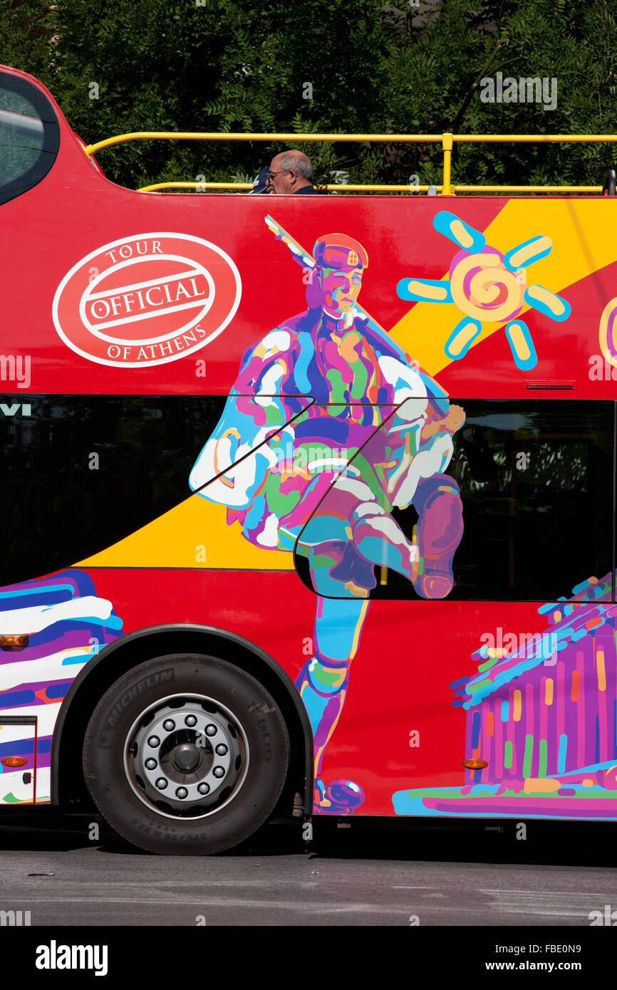 Two storey bus hi-res stock photography and images - Alamy