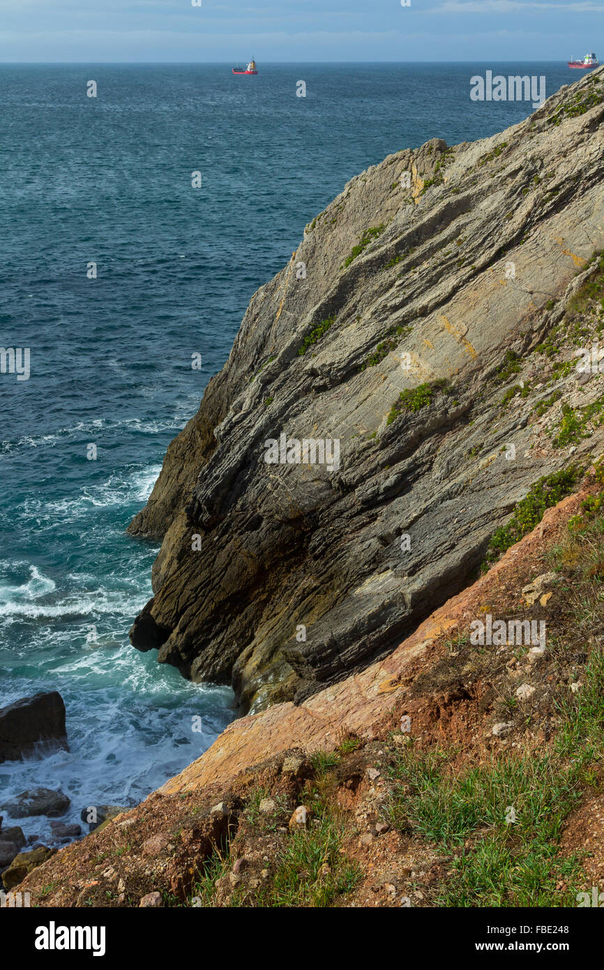 Beautiful coastal cliffs rocks hi-res stock photography and images - Alamy