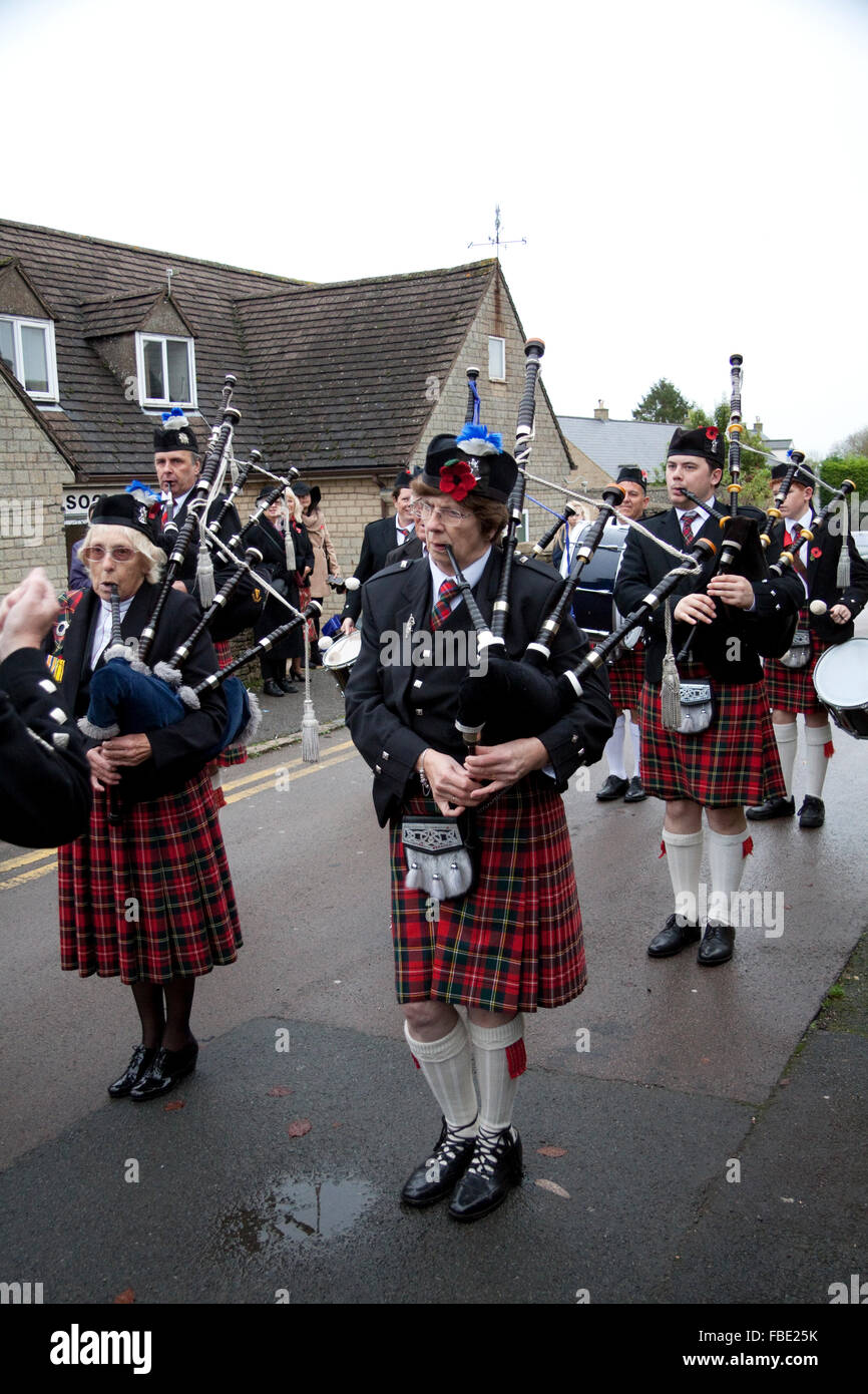 Band marching on remembrance sunday hi-res stock photography and images ...