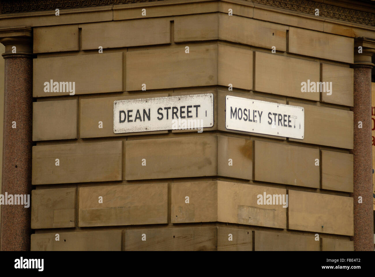 Mosley Street and Dean Street signs, Newcastle upon Tyne Stock Photo ...