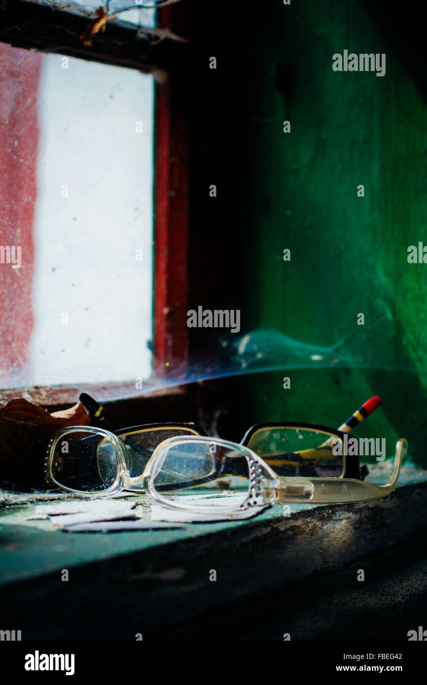 Dirty eyeglasses hi-res stock photography and images - Alamy