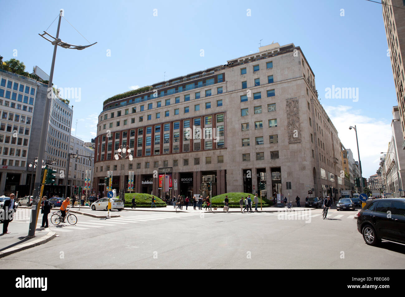 Toro palace hi-res stock photography and images - Alamy