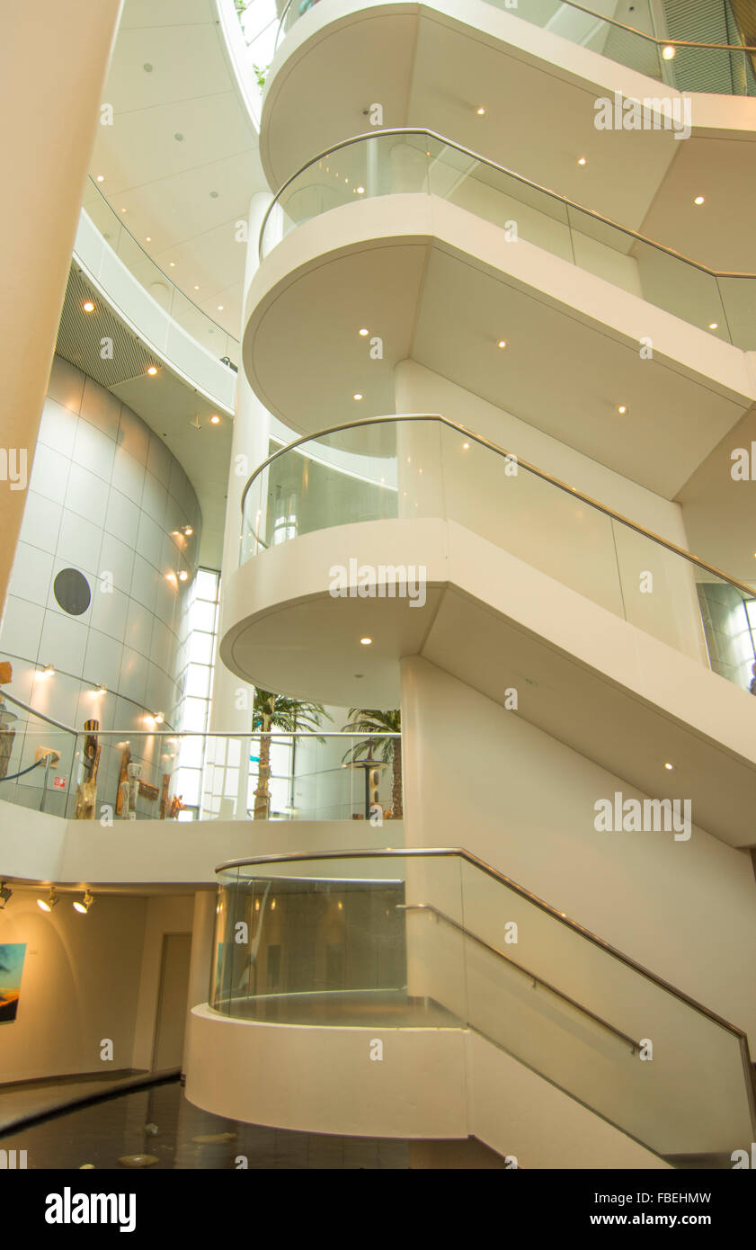 Reykjavik iceland perlan restaurant hi-res stock photography and images ...