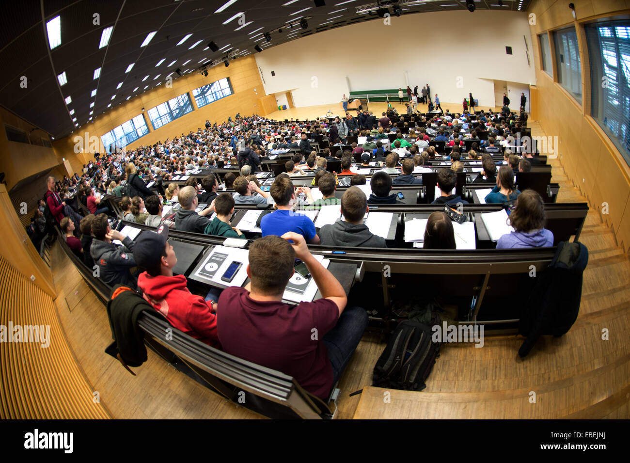 Full Lecture Hall