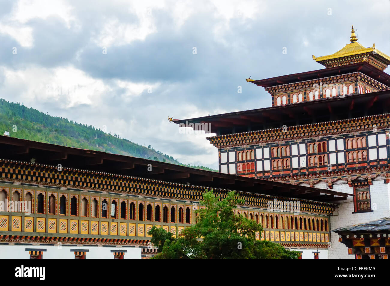 Bhutan's landmark Tashi choe Dzong, Administrative center, seat of King ...