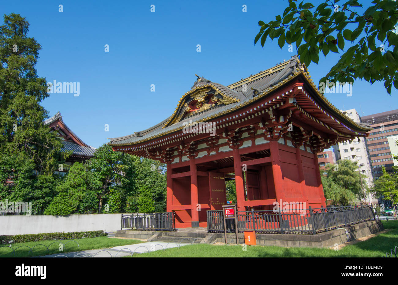 Tokyo Japan gate of Zojo-ji Temple in Shiba neighborhood in downtown ...