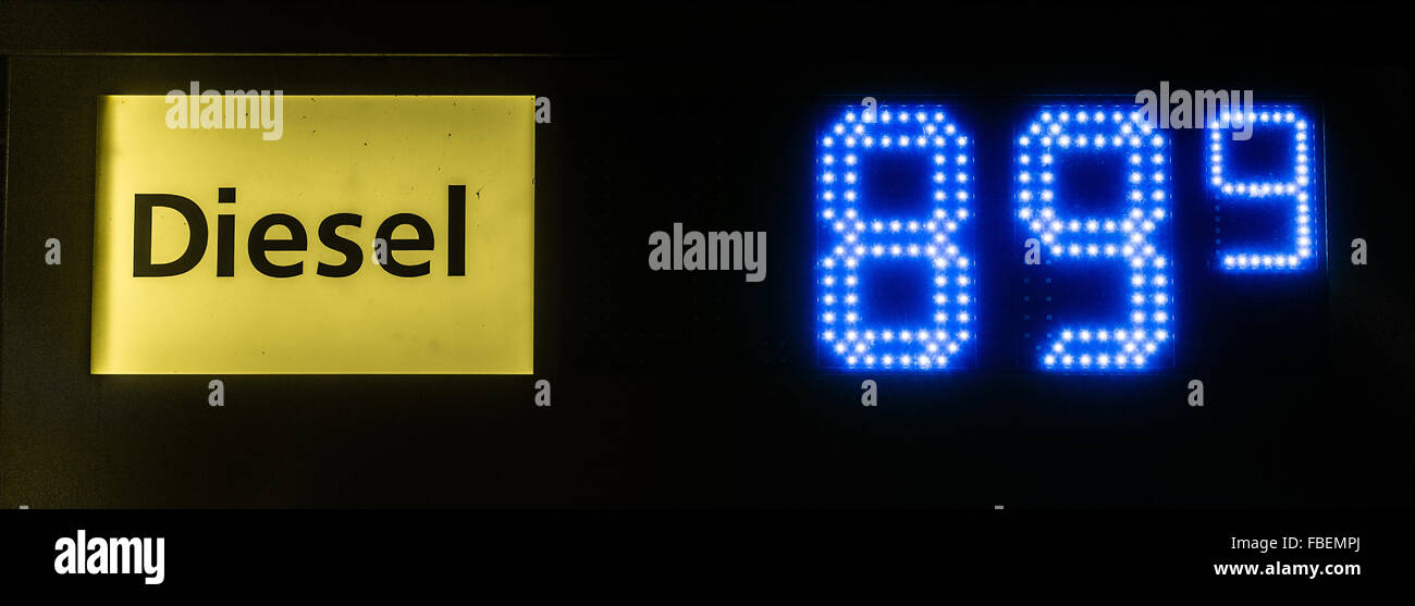 Gas station display hi-res stock photography and images - Alamy