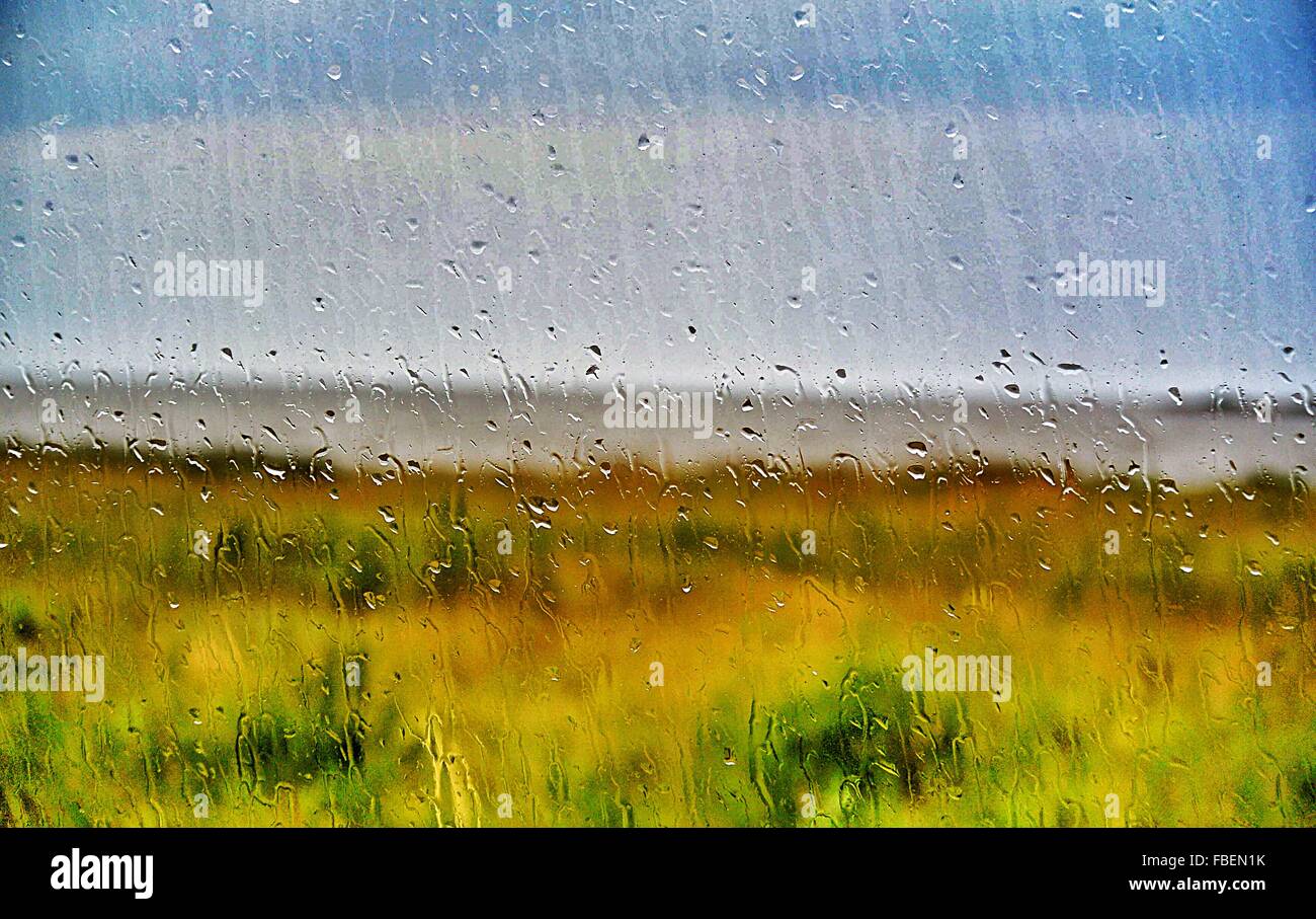 Sunlight through water glass hi-res stock photography and images - Alamy