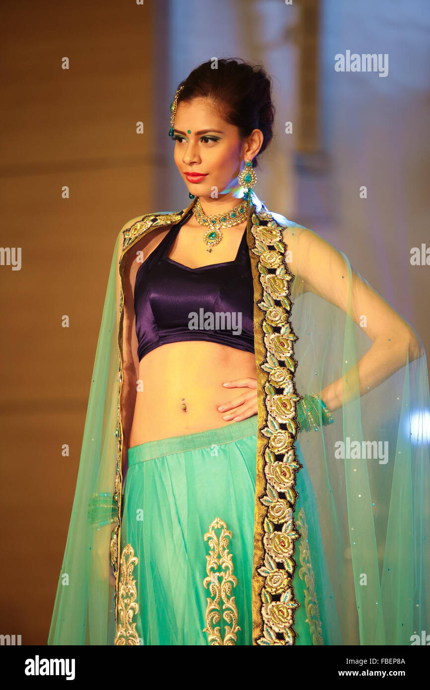 Global catwalk hi-res stock photography and images - Alamy