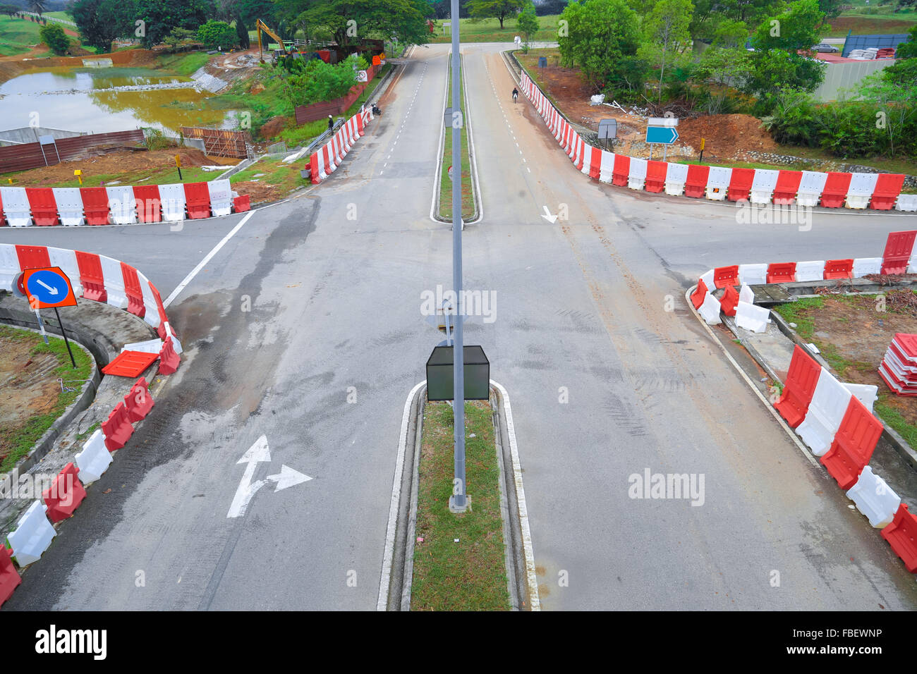 Road Divider High Resolution Stock Photography and Images - Alamy