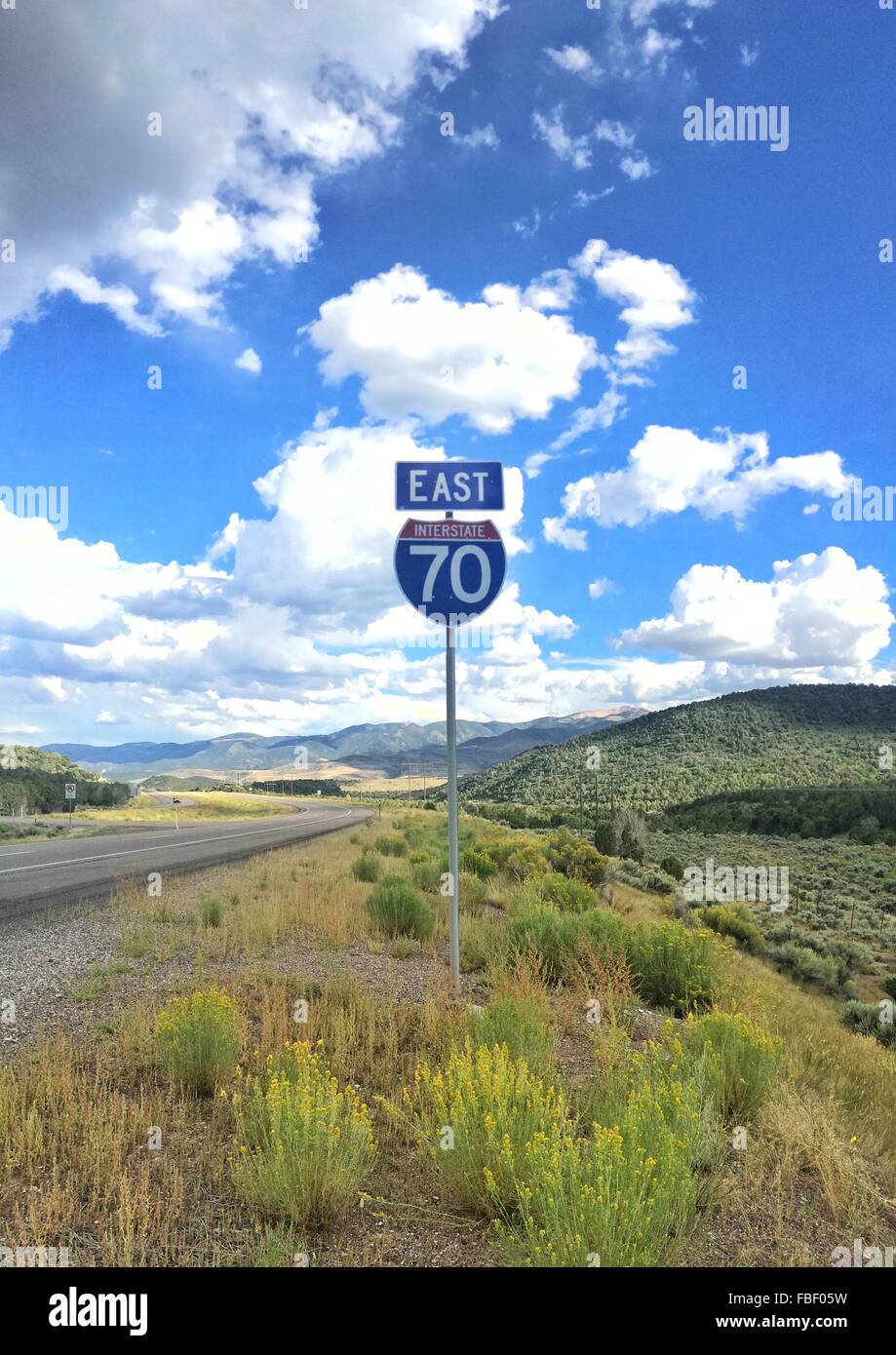 Nature road sign hi-res stock photography and images - Alamy