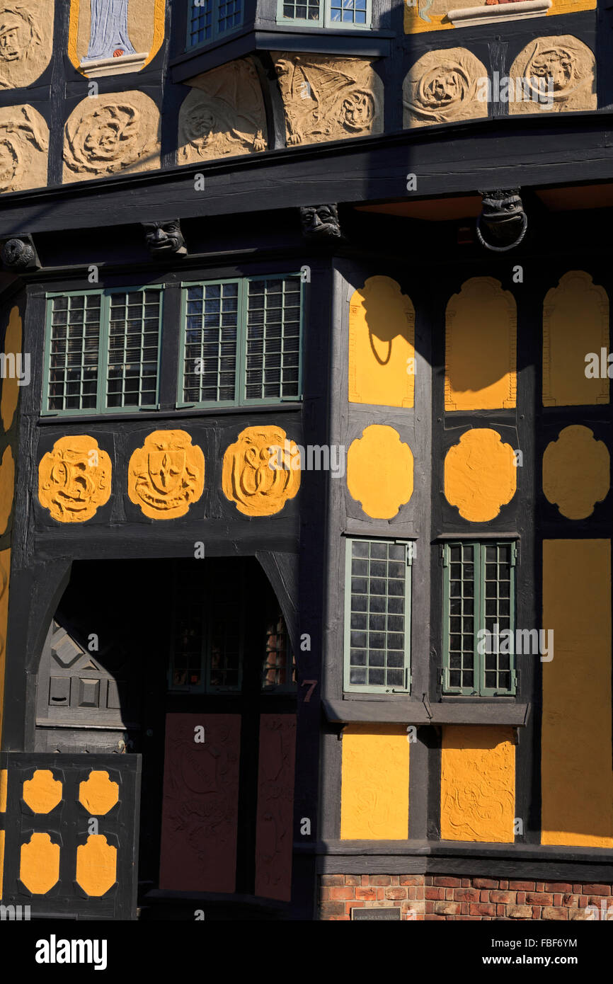 Fleur de lys studio hi-res stock photography and images - Alamy