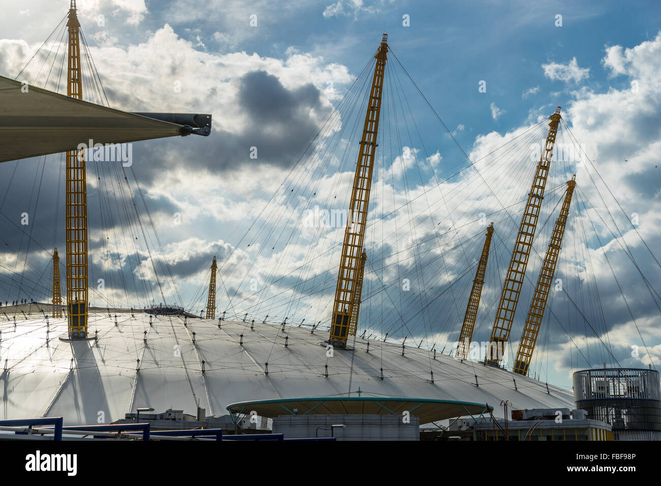 View of the O2 building Stock Photo - Alamy