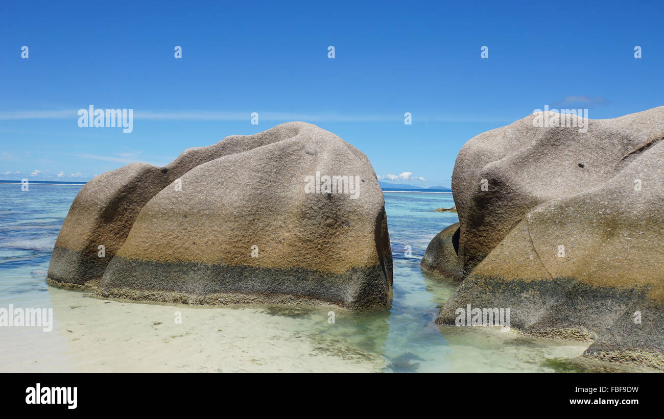 amazing granite rocks on a tropical beach Stock Photo - Alamy