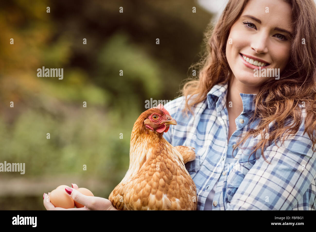 Woman holding chicken egg hi-res stock photography and images - Alamy