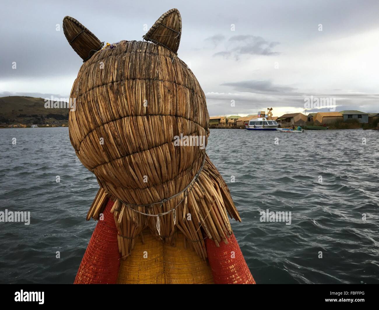Straw boat hi-res stock photography and images - Alamy