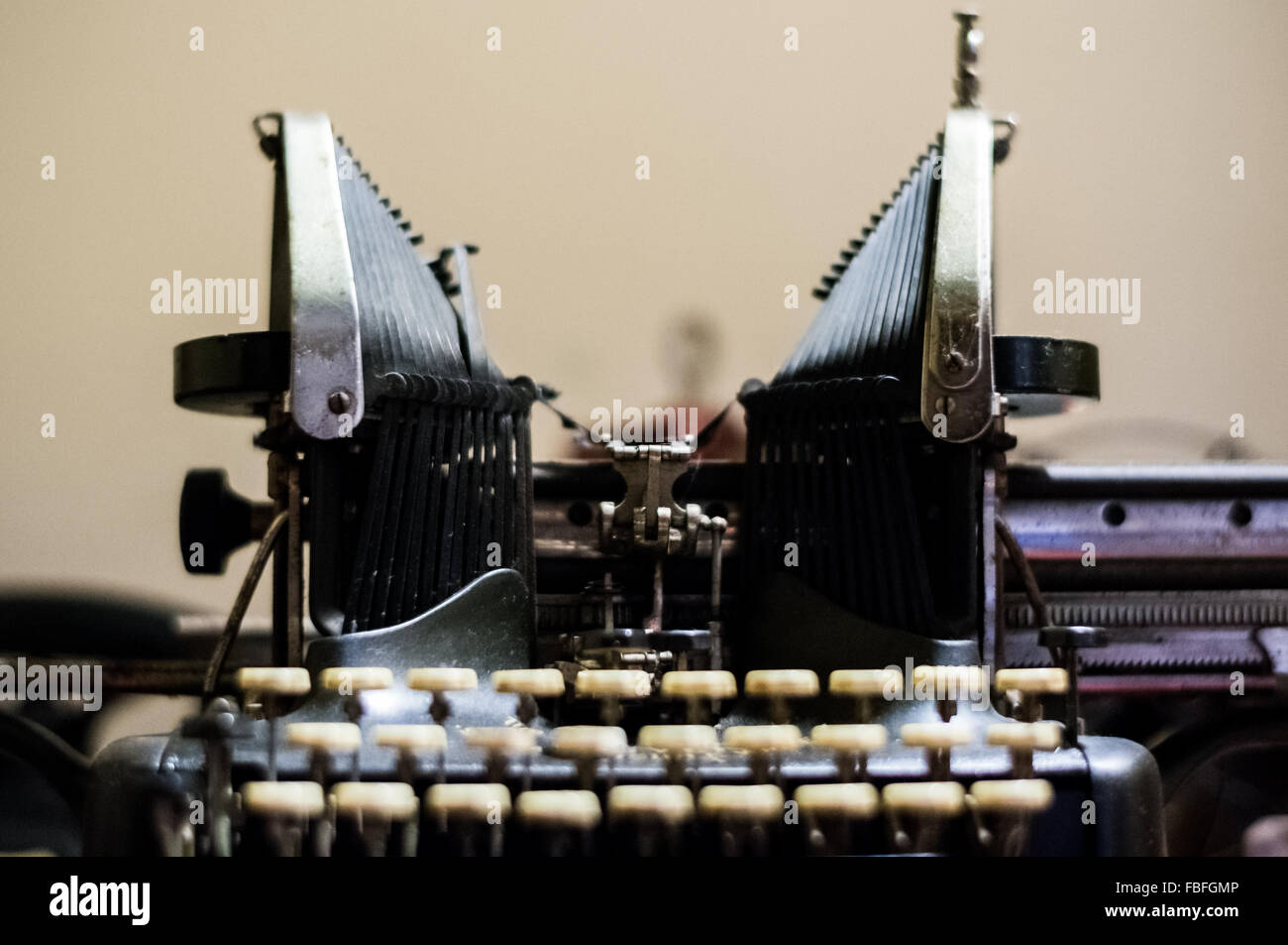 Antique keyboard hi-res stock photography and images - Alamy