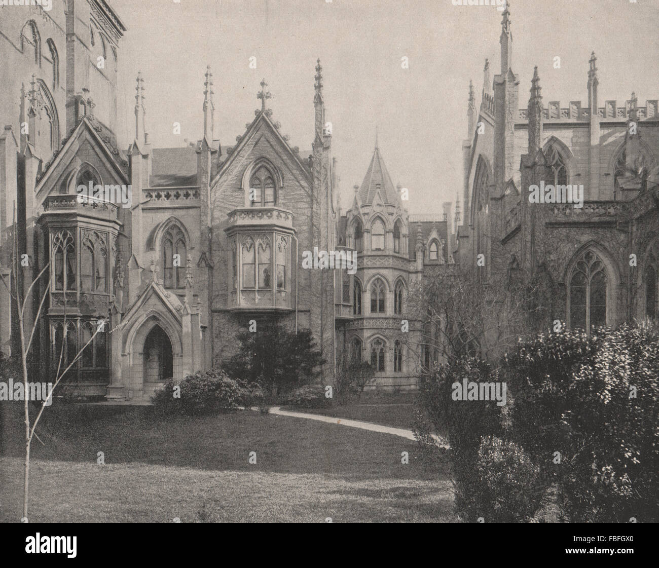 Grace church rectory hi-res stock photography and images - Alamy