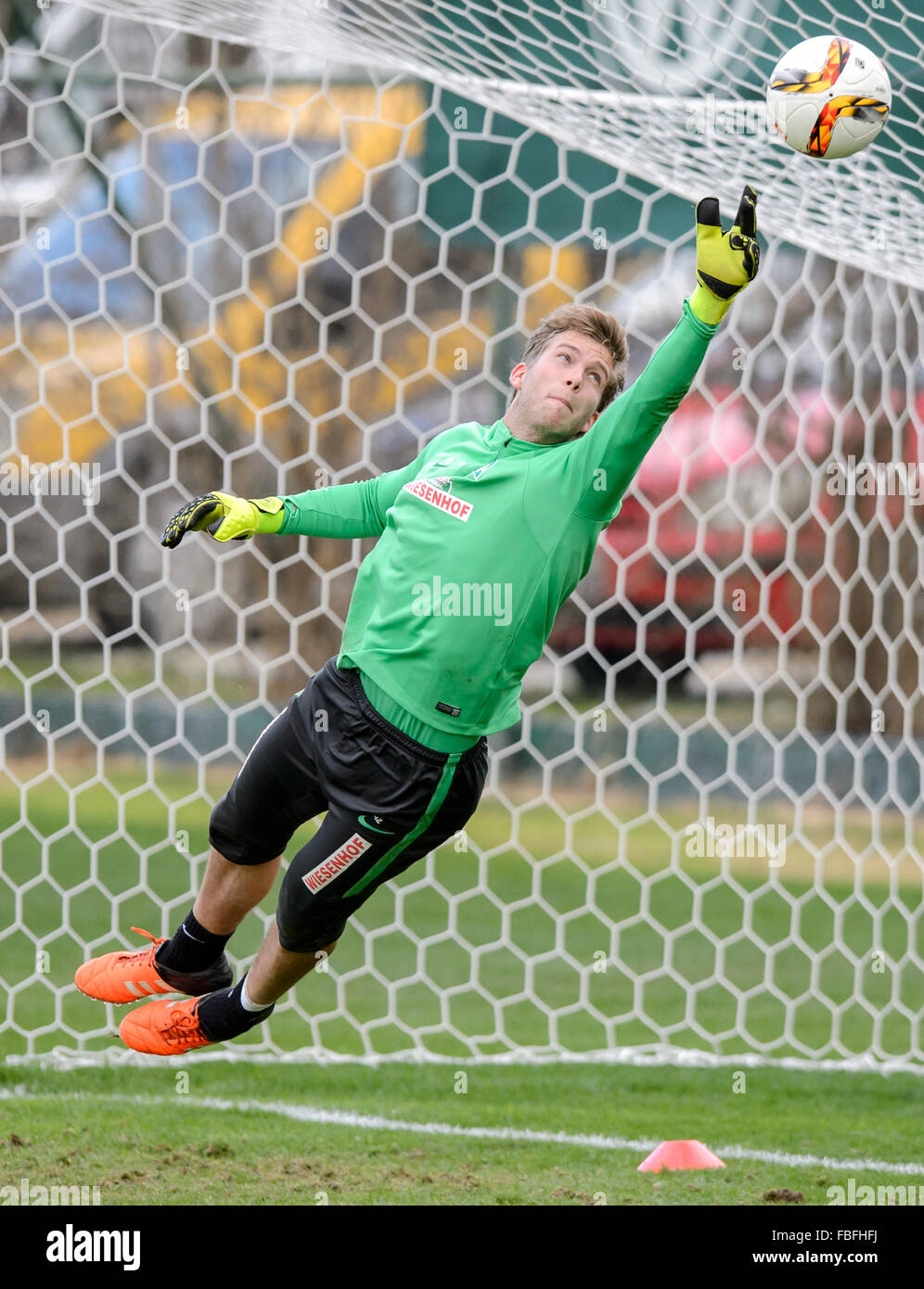 Belek, Turkey. 13th Jan, 2016. Goalie Felix Wiedwald of Werder Bremen ...