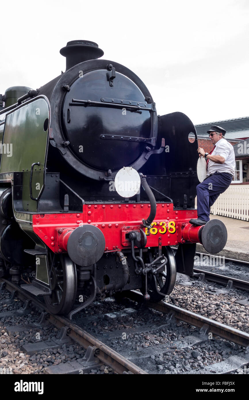 U class locomotive at Sheffield Park station Stock Photo - Alamy