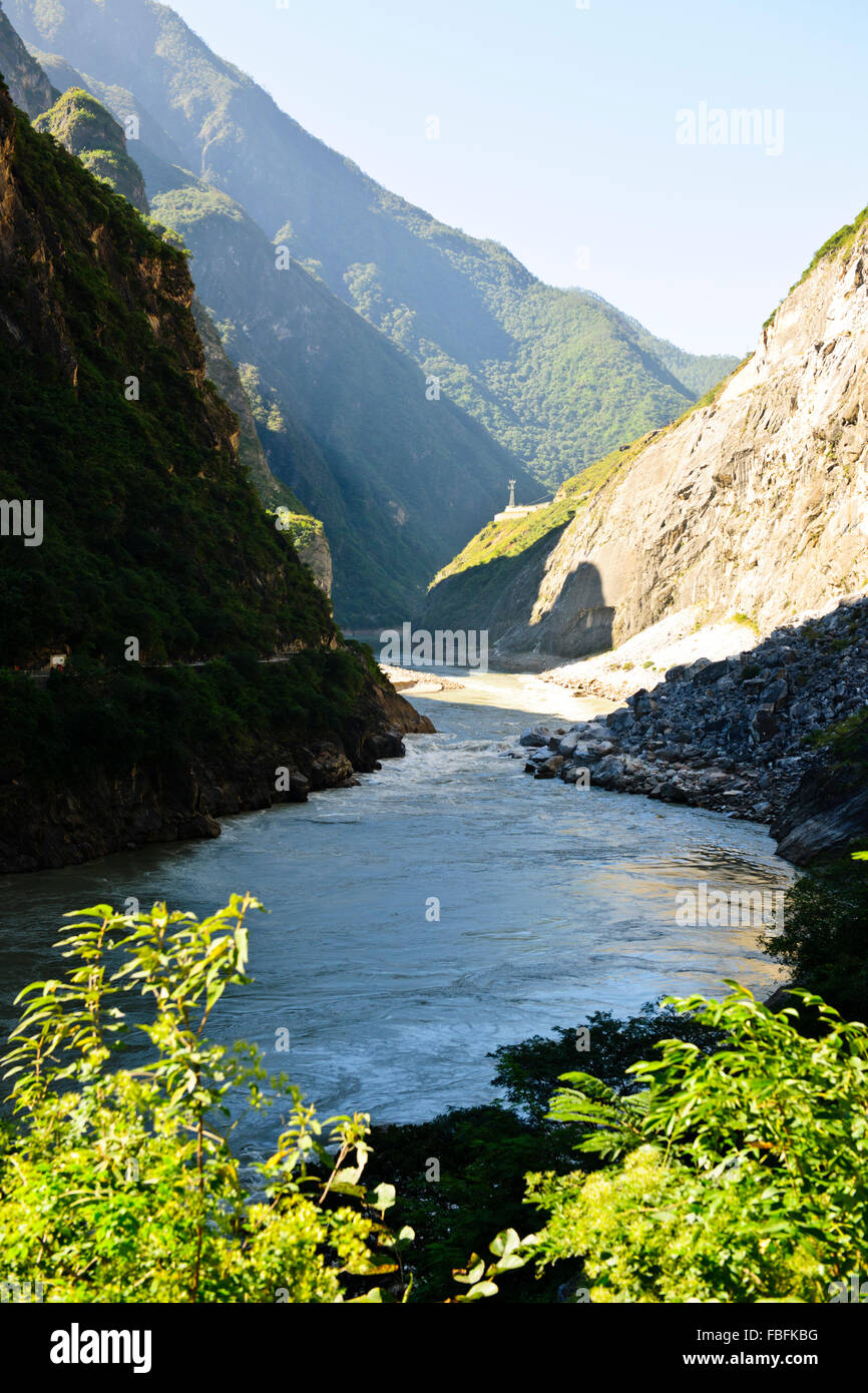 Tiger Leaping Gorge,a scenic canyon on the Jinsha,a primary tributary ...