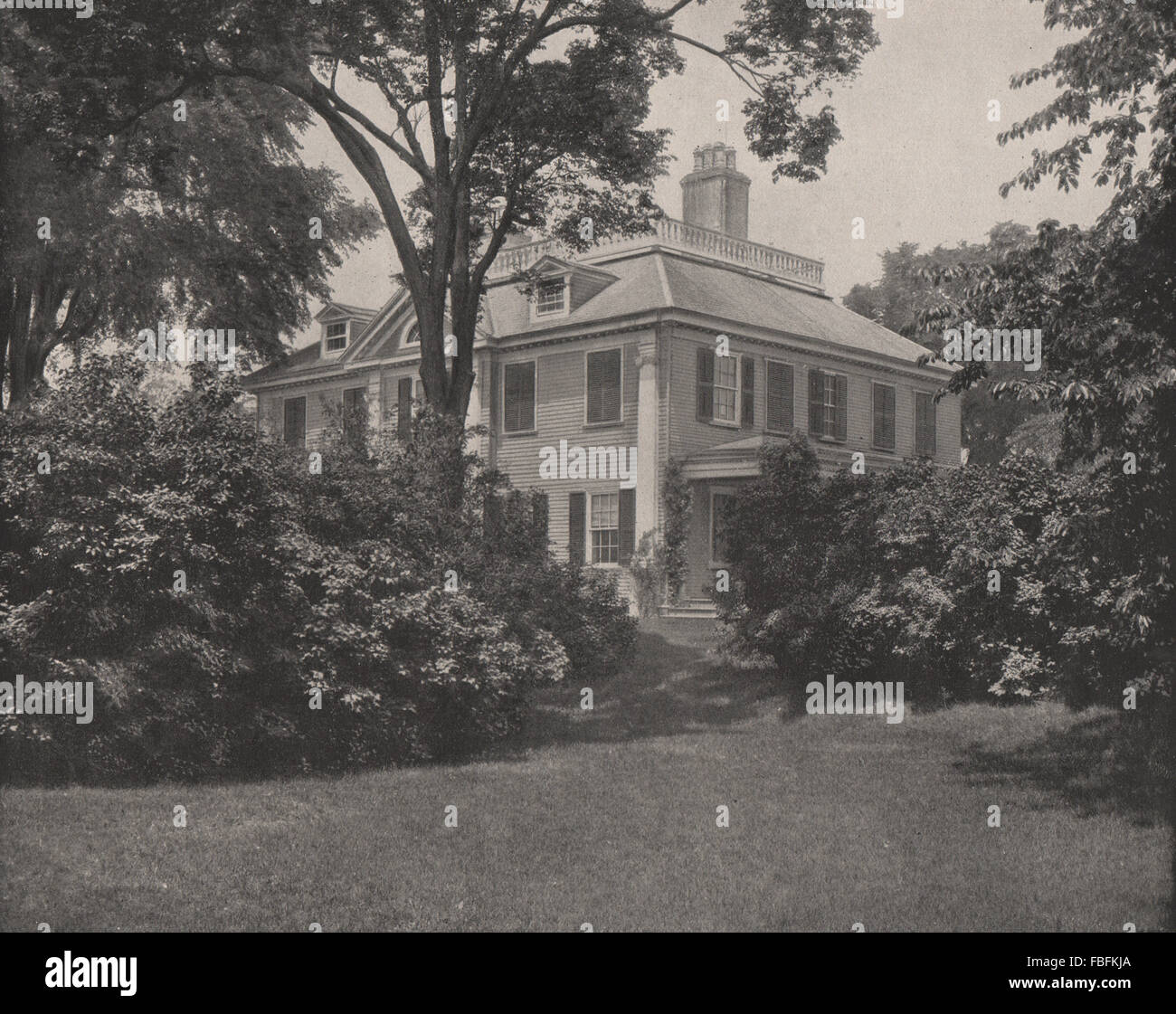 The home of the poet Henry Wadsworth Longfellow, Cambridge ...