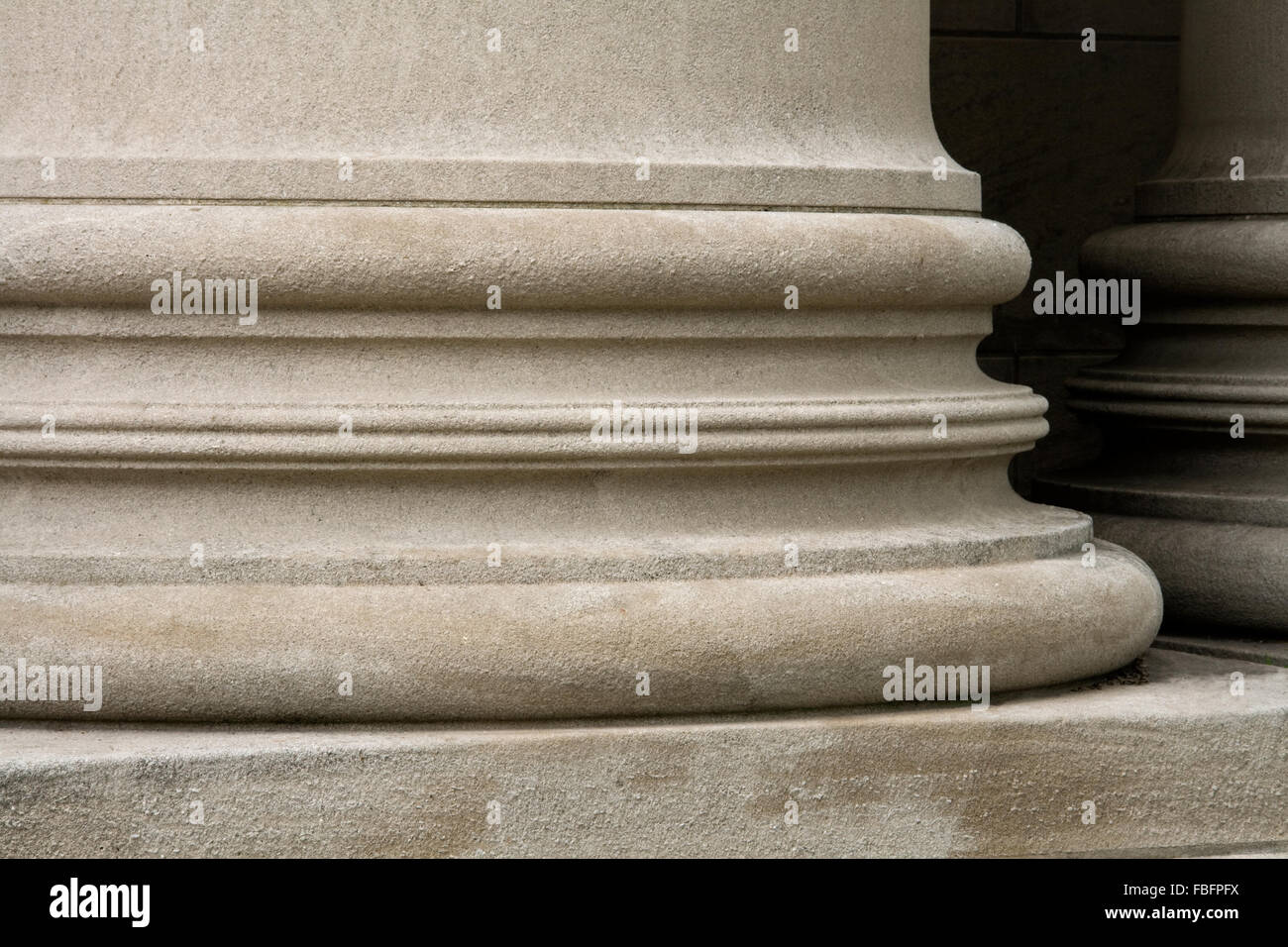 Column architecture hi-res stock photography and images - Alamy