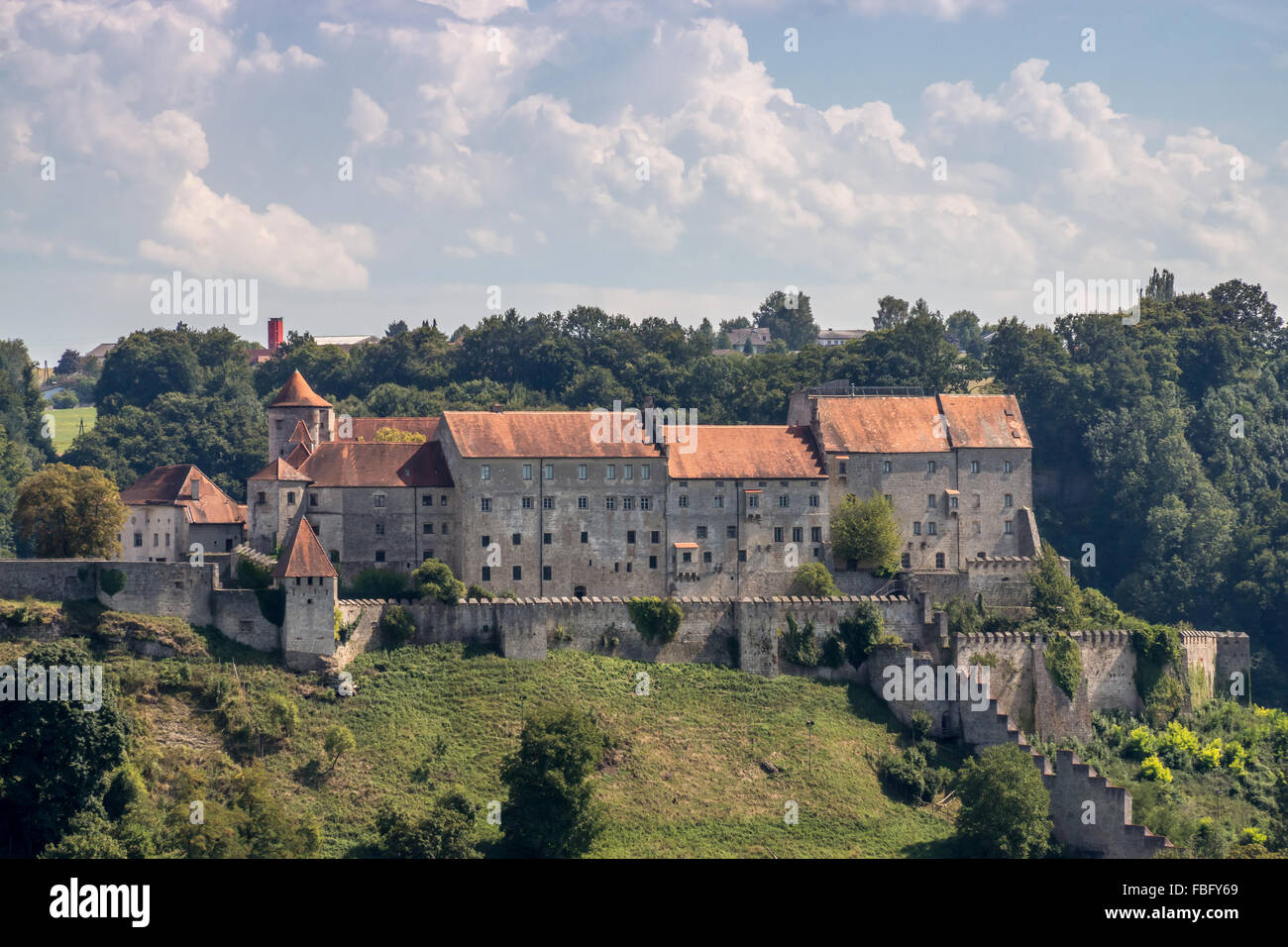 Burghausen is the largest town in the Altoetting district of Oberbayern ...