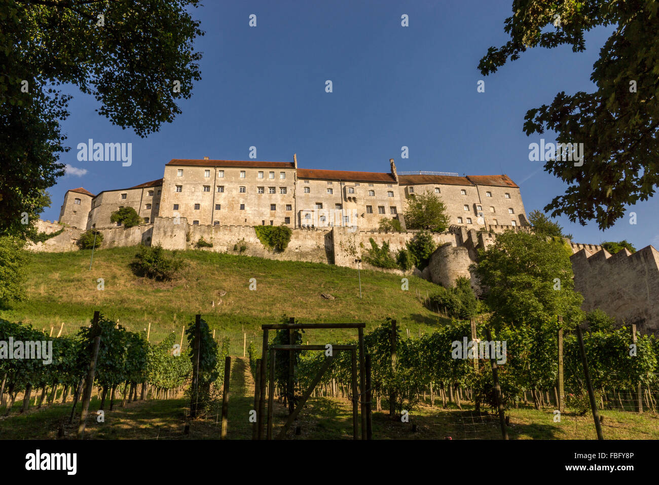 Burghausen is the largest town in the Altoetting district of Oberbayern ...
