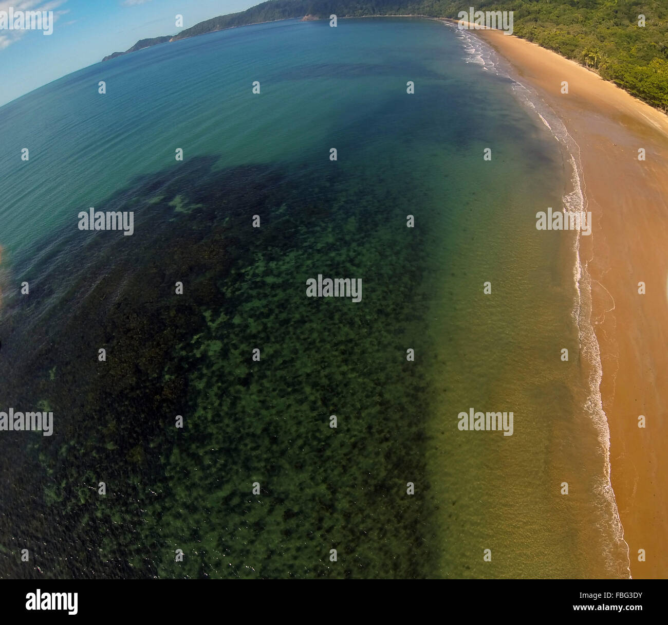 Fringing reefs hi-res stock photography and images - Alamy