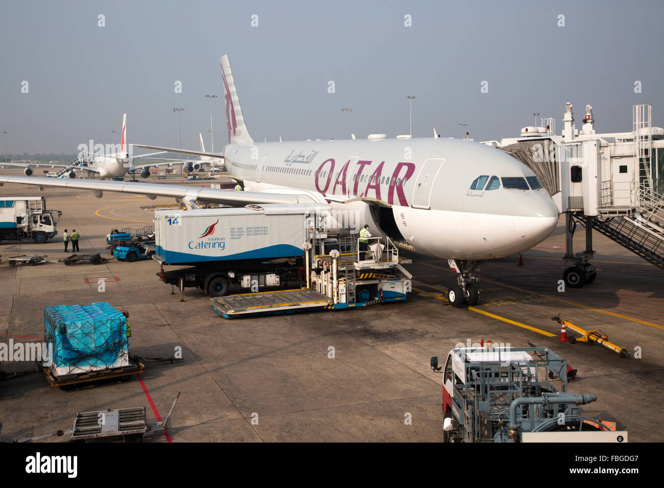 Qatar Airways plane, Bandaranayake International Airport, Colombo, Sri ...