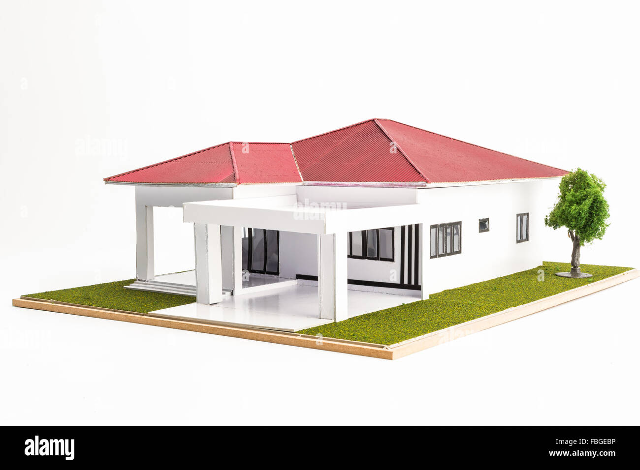 One storey house hi-res stock photography and images - Alamy