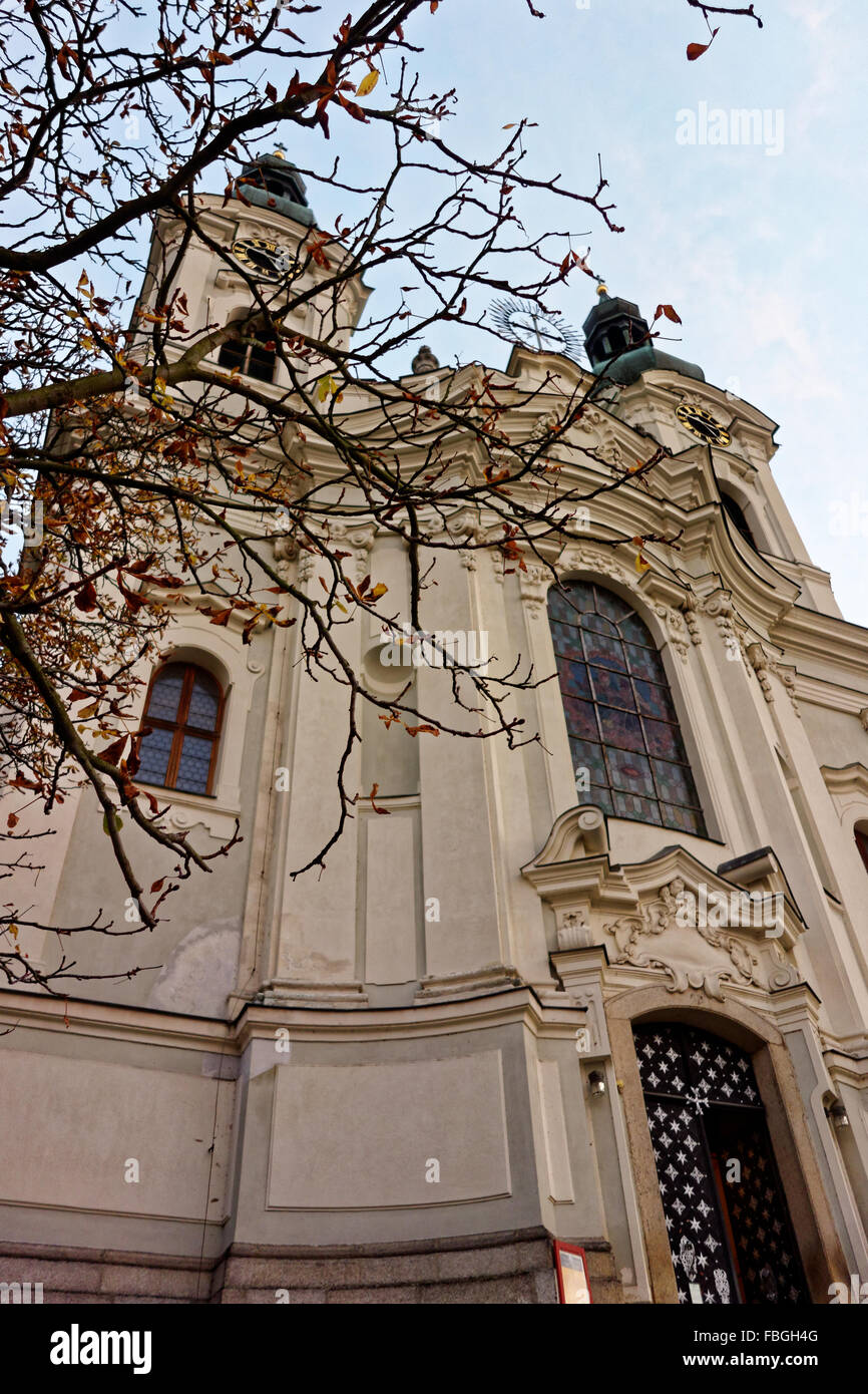 Church door mosaic architecture hi-res stock photography and images - Alamy