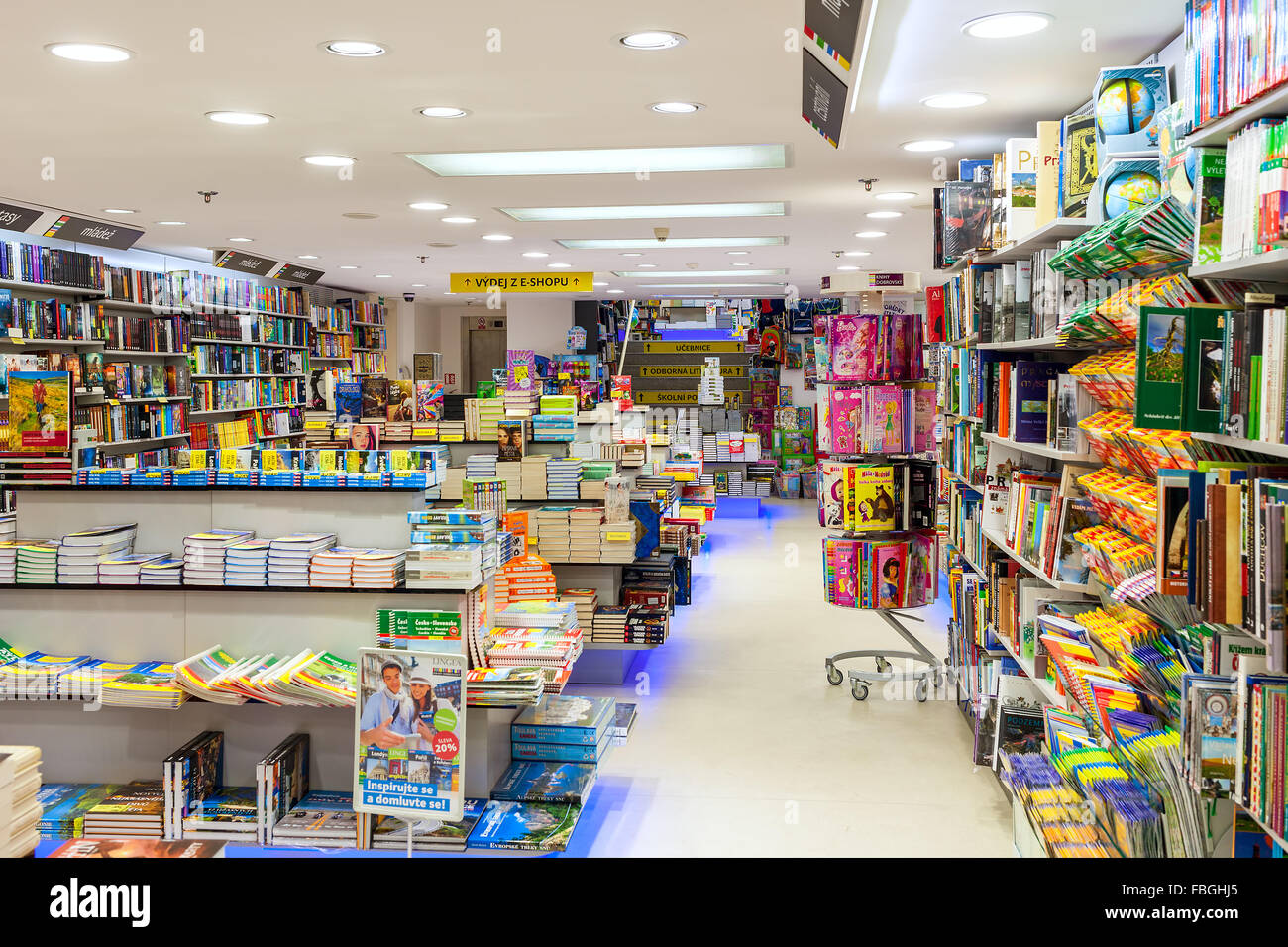 Book store interior hi-res stock photography and images - Alamy
