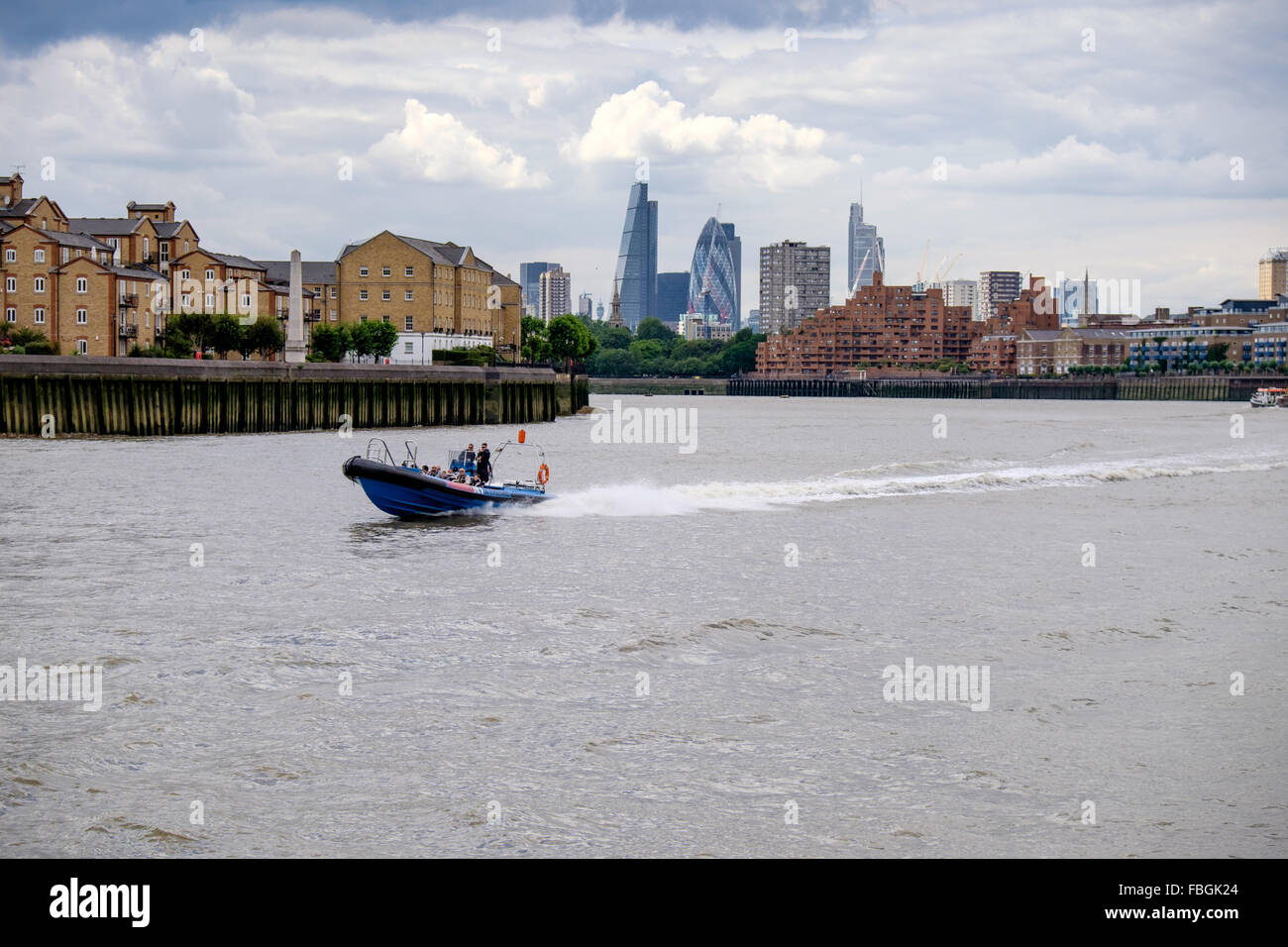 Sightseeing speed boat on the Thames river, London, UK Stock Photo - Alamy