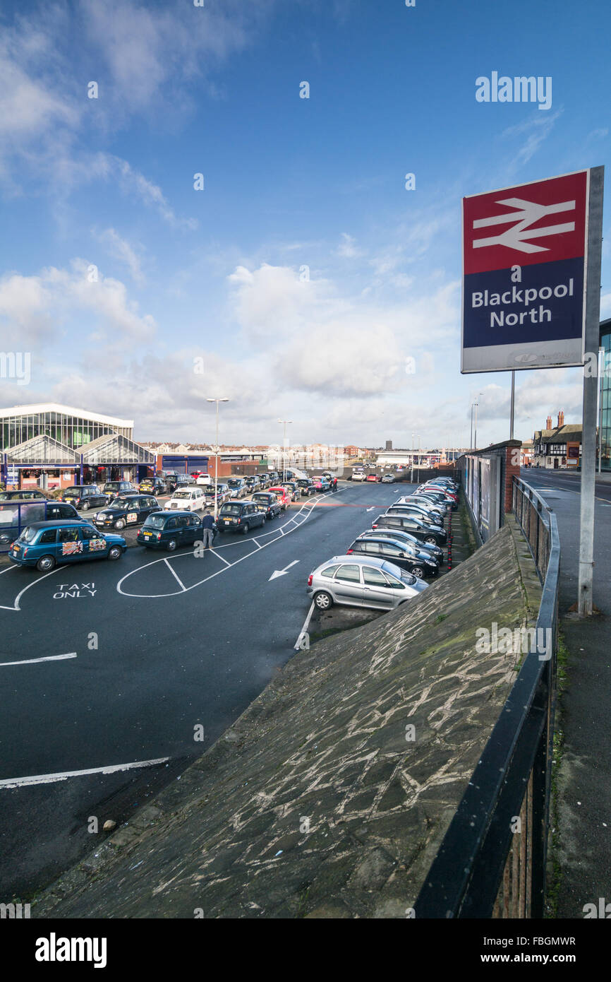 Blackpool north railway hi-res stock photography and images - Alamy