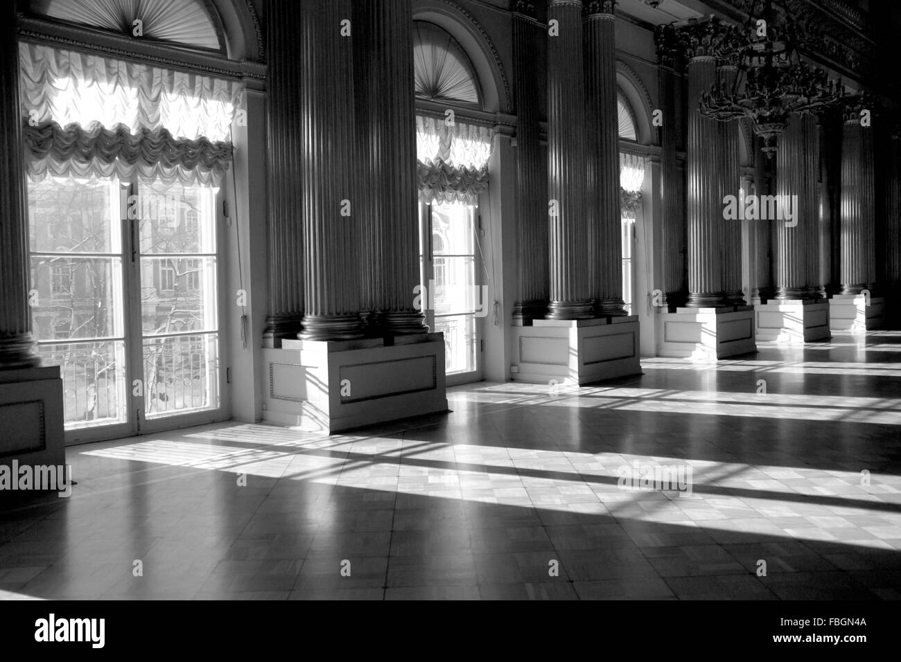 Exhibit room inside museum Black and White Stock Photos & Images - Alamy