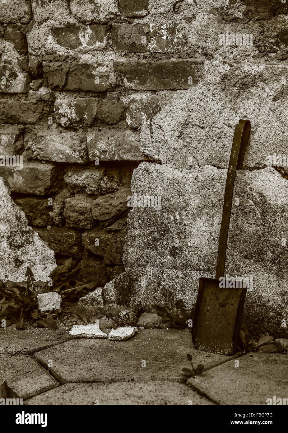 Flying tools hi-res stock photography and images - Alamy