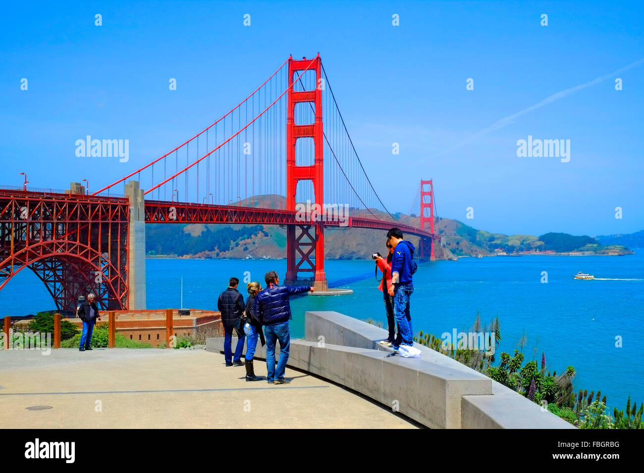 101 golden logo design hi-res stock photography and images - Alamy