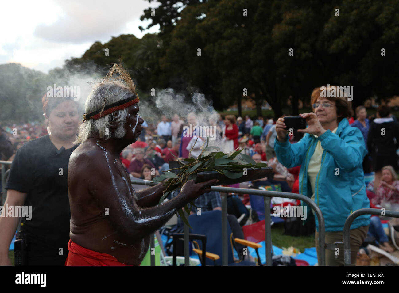 Aboriginal smoking ceremony hi-res stock photography and images - Alamy