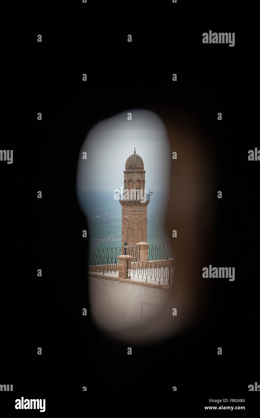 Through a keyhole hi-res stock photography and images - Alamy