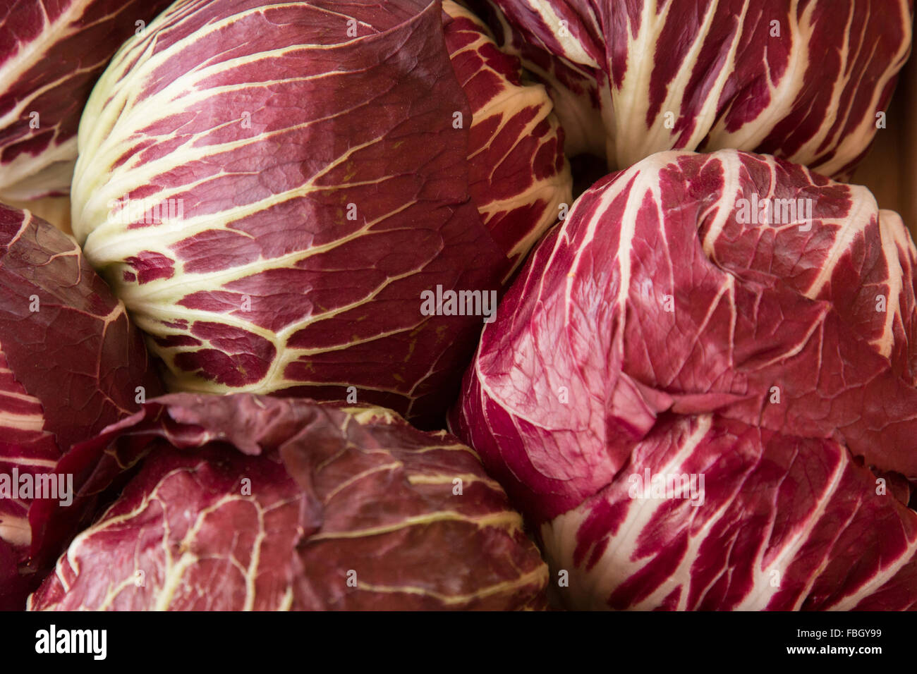 red cabbage in the market Stock Photo - Alamy