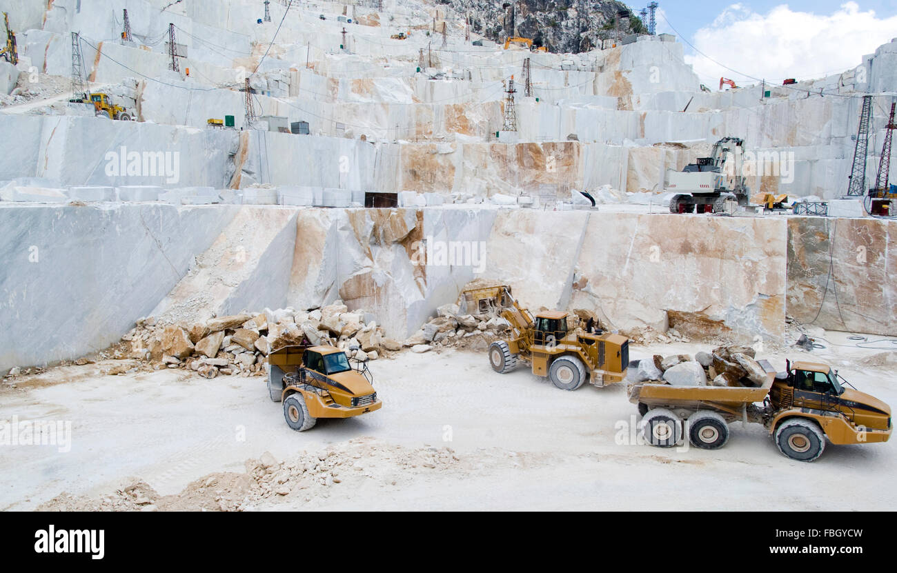 Marble quarry site in Carrara, Italy Stock Photo - Alamy