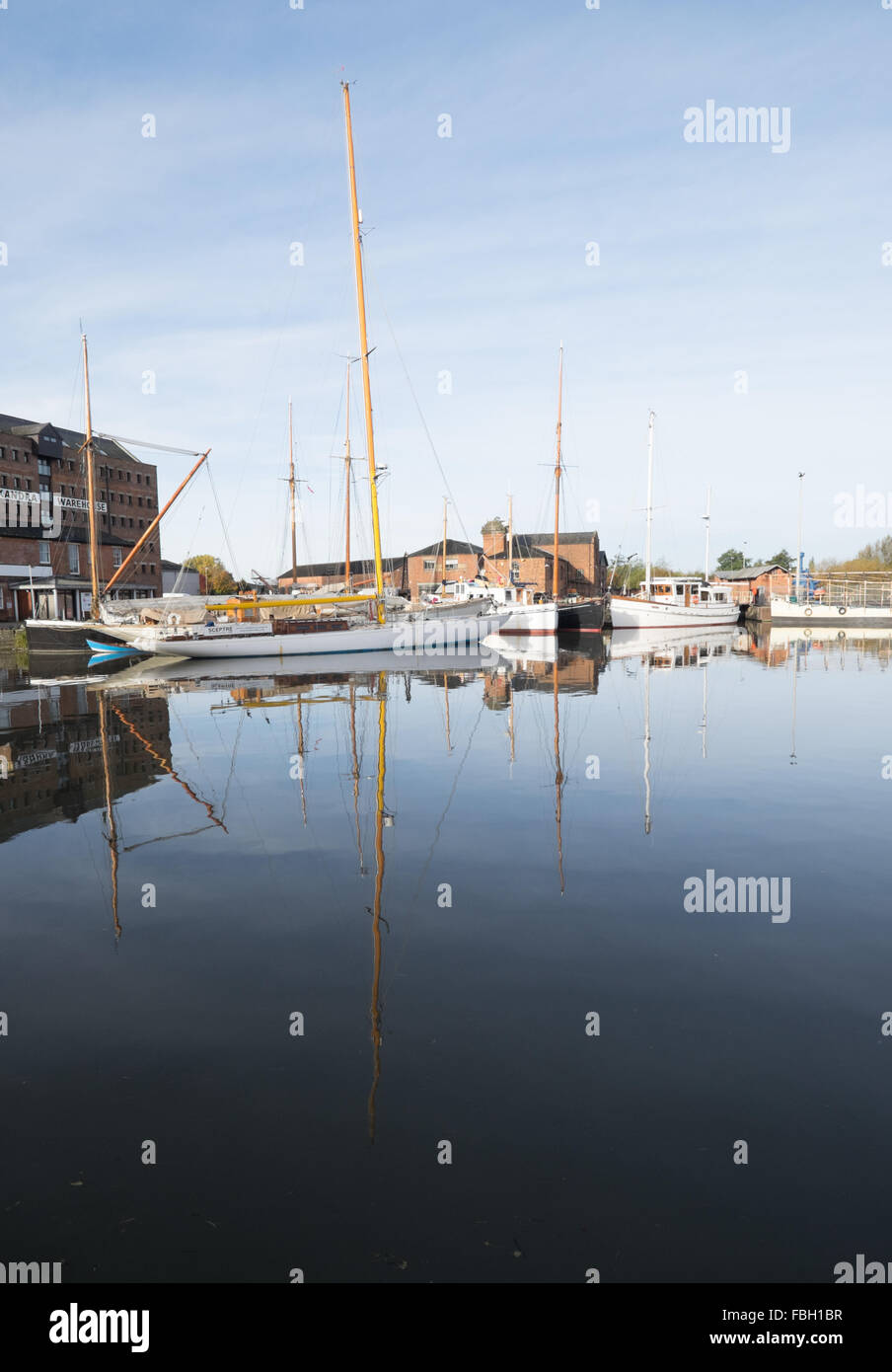 Sailing yachts at Gloucester docks in England Stock Photo - Alamy