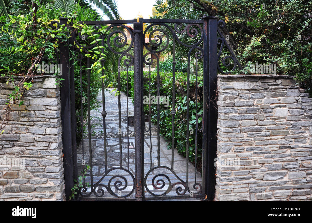 Old iron gate Stock Photo - Alamy