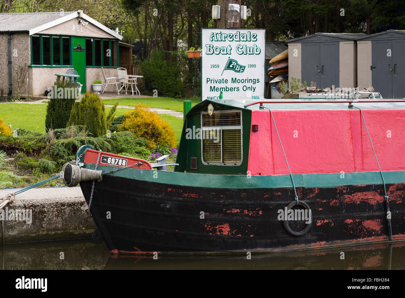 Airedale boat club hi-res stock photography and images - Alamy