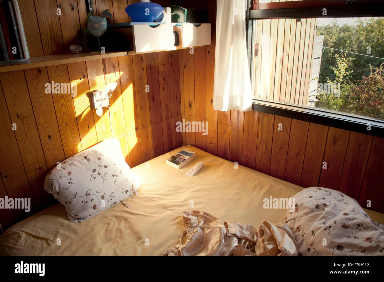 Room, bed, rumpled, bedroom Stock Photo - Alamy