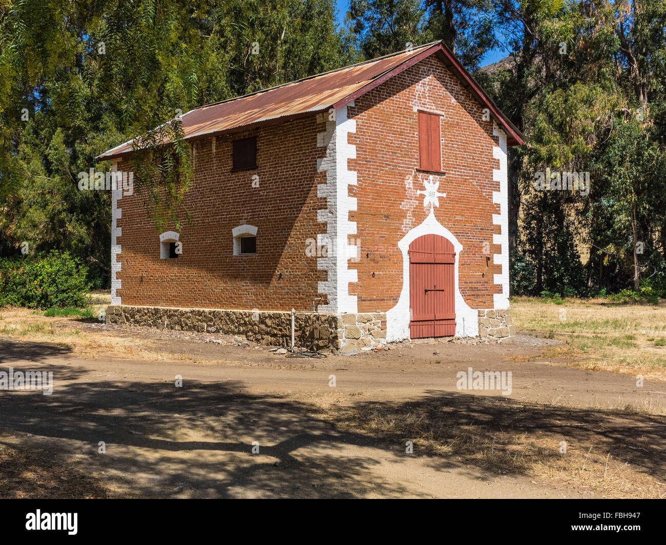 Brick Barns High Resolution Stock Photography and Images - Alamy
