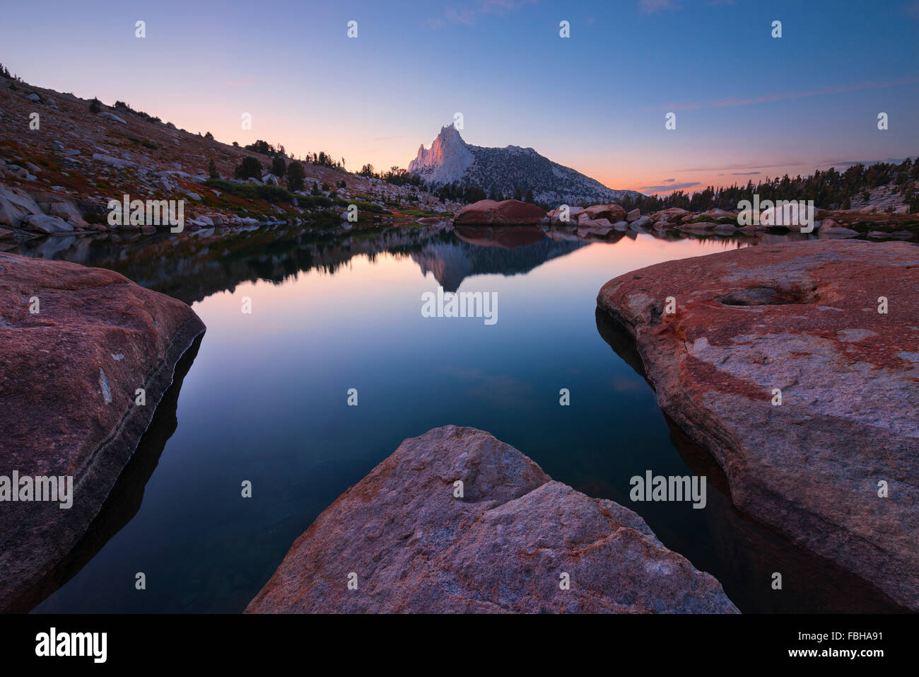 USA, America, Budd Lake, lake, mountain, mountains, Yosemite National ...