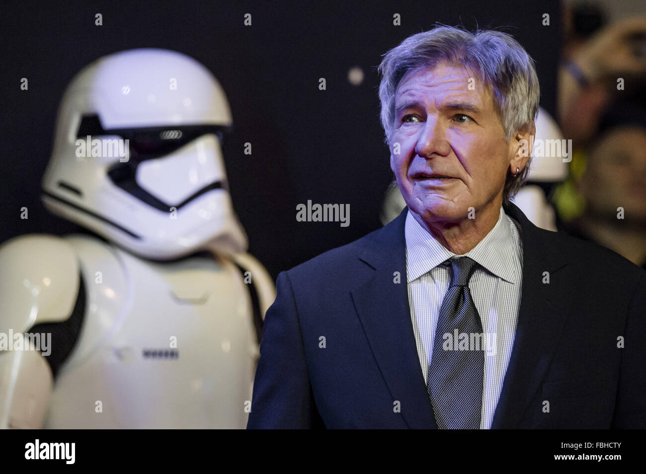 Star Wars: The Force Awakens - European film premiere Featuring ...